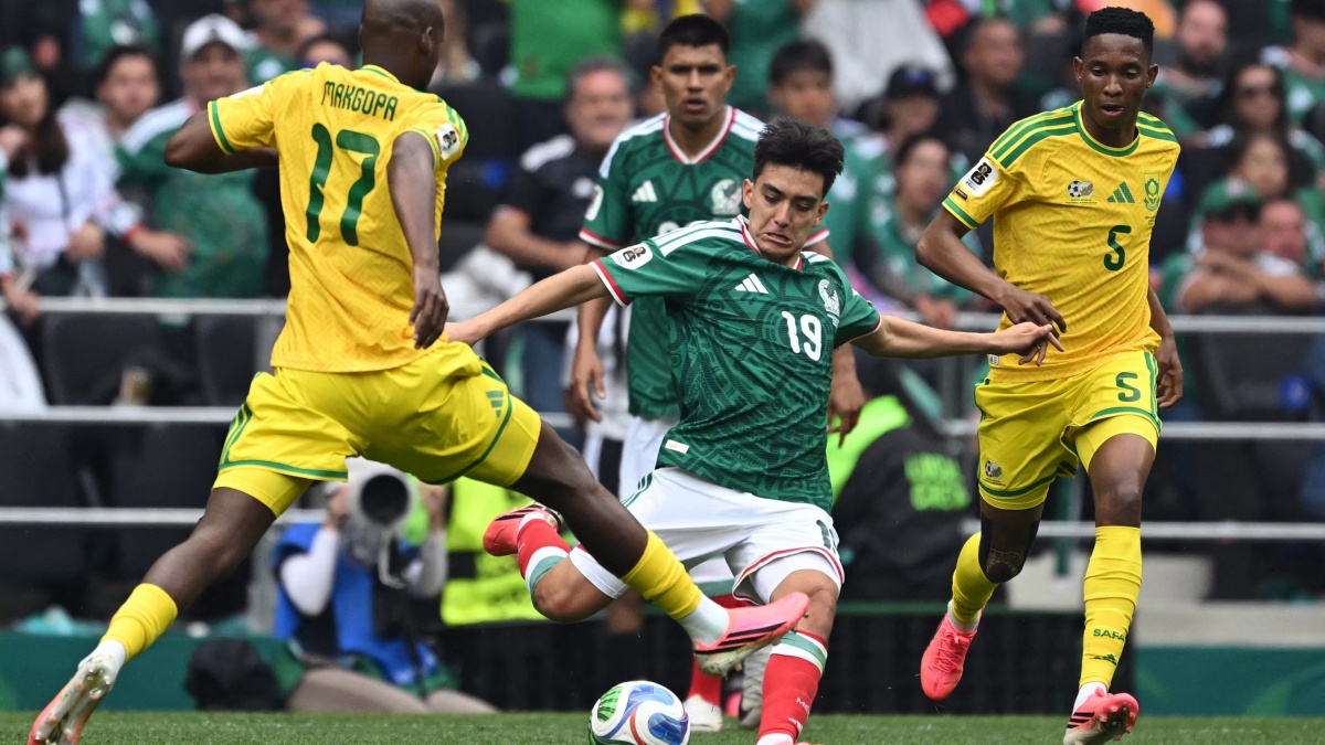 Mundial 2026: ¡Histórico e insólito! Gilberto Mora despedazó un récord ...