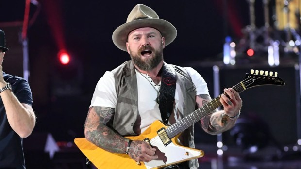 Zac Brown defends singing national anthem at White House UFC event ...