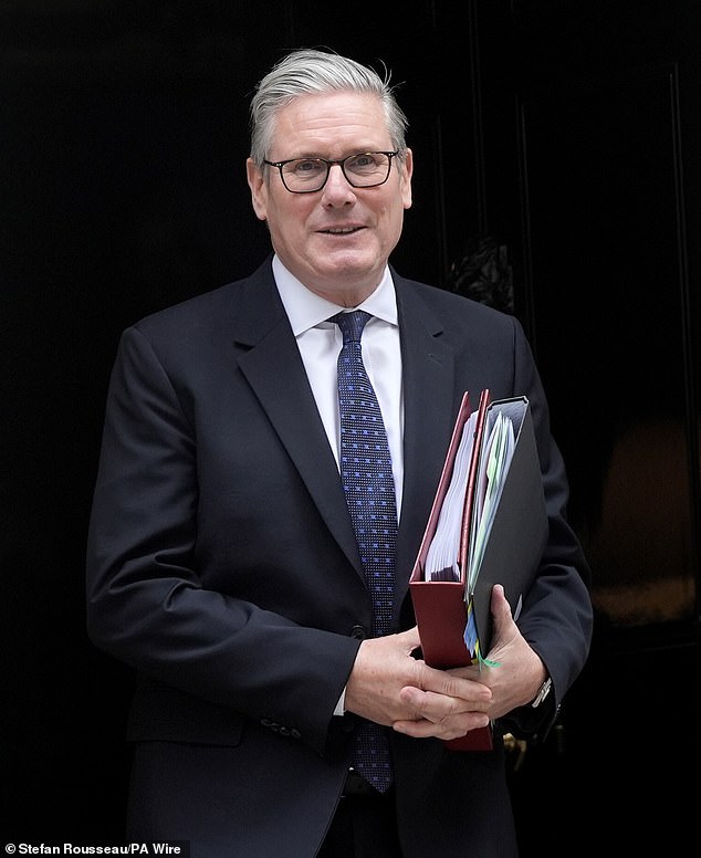 The loyalist who stabbed Starmer: How John Healey's resignation left ...