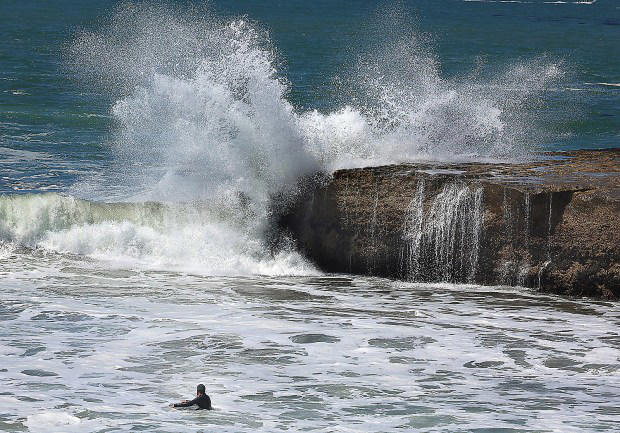Santa Cruz County officials warn beachgoers to use caution amid heat