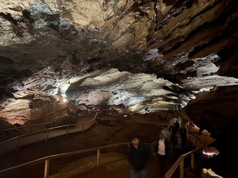 This historic subterranean cavern in Tennessee is a spectacular hidden ...