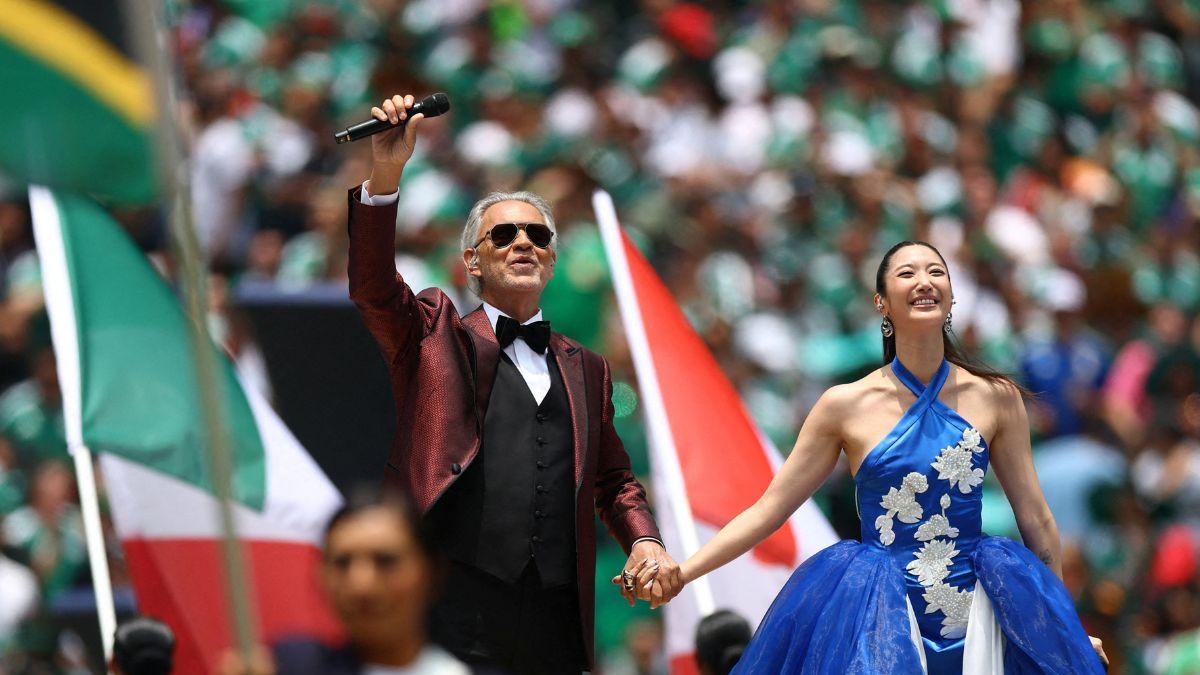 ¿Quién es EJAE, la guerrera K-Pop qué cantó junto a Andrea Bocelli en ...