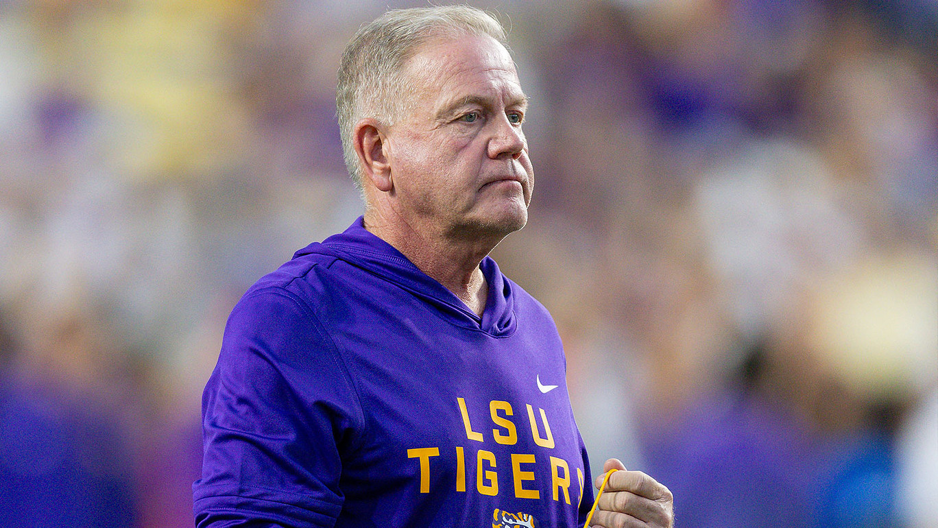 Ex-LSU coach Brian Kelly spotted at Packers’ minicamp talking to Matt ...