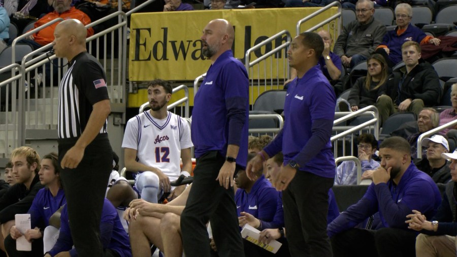 UE men’s basketball associate head coach resigns