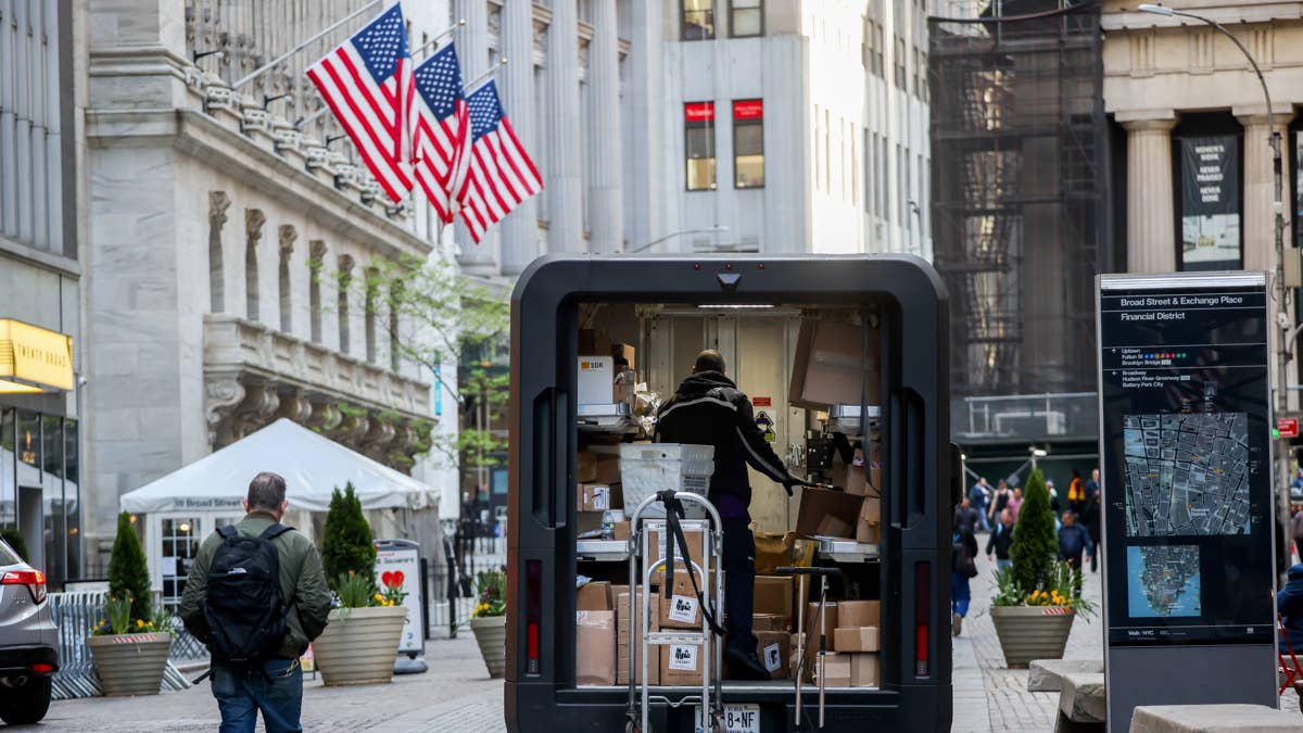 Delivery giant FedEx closes facility, cuts 100s of workers
