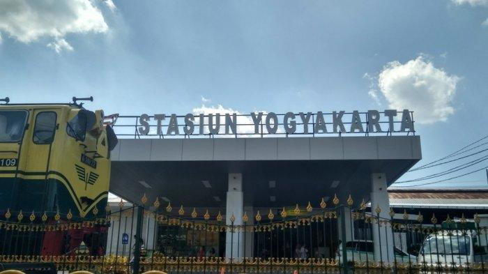 5 oleh-oleh dekat Stasiun Tugu Jogja 2026, ada bakpia hingga Gudeg Yu Djum