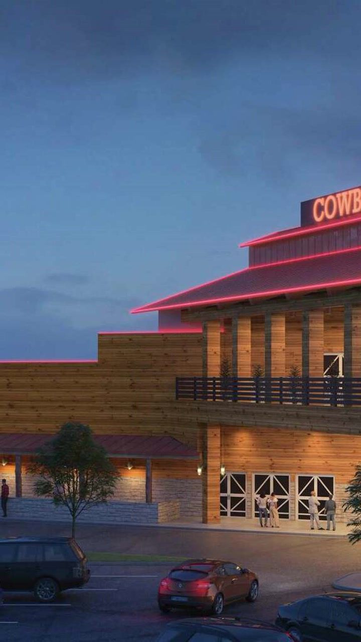 Dallas dance hall opens first Houston location