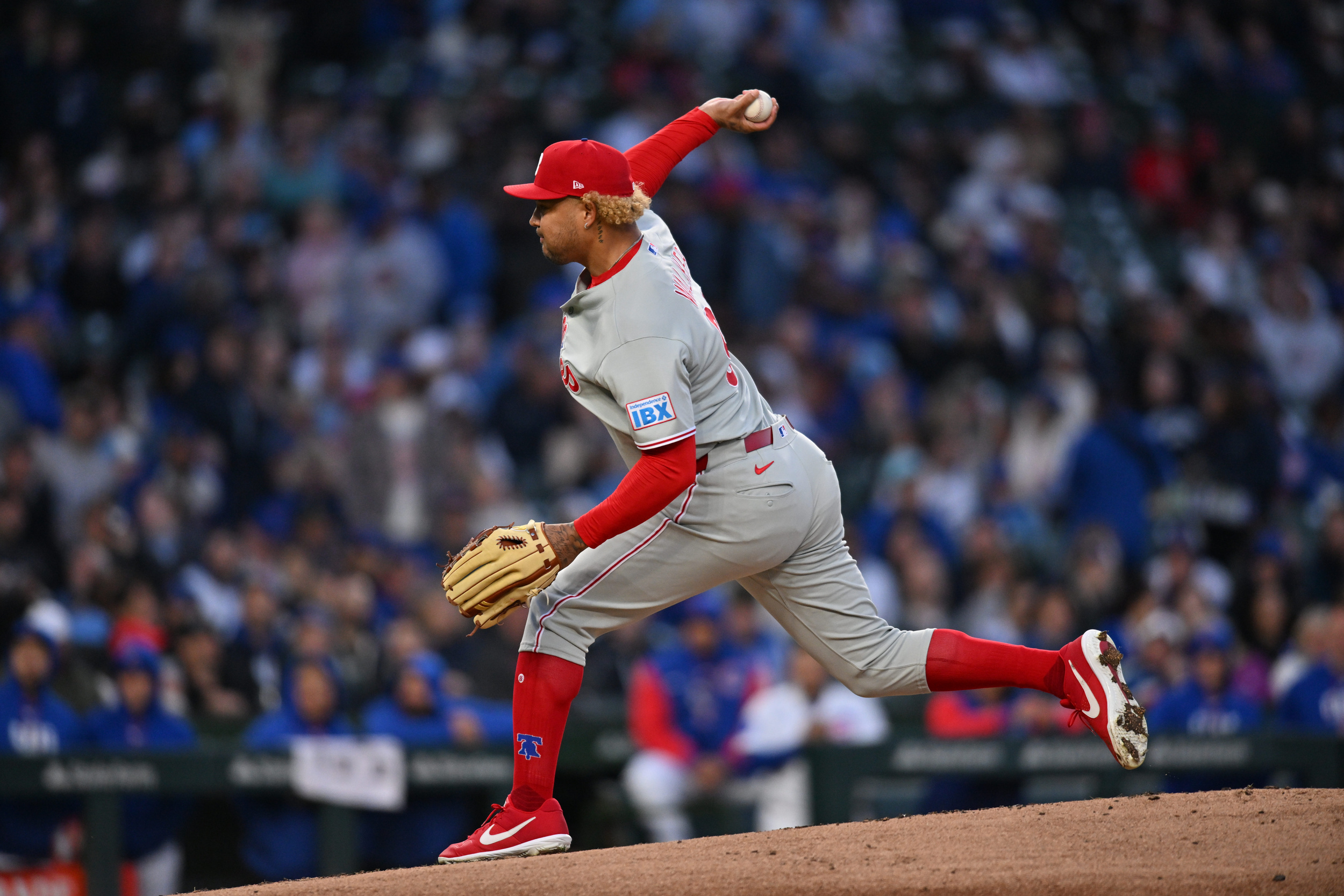 Angels re-sign Taijuan Walker to minor league deal