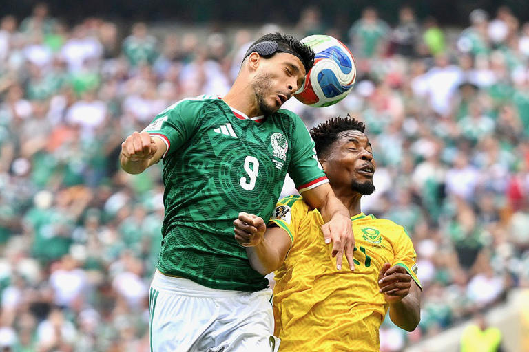 La historia de Raúl Jiménez, el goleador que estuvo al borde de la ...