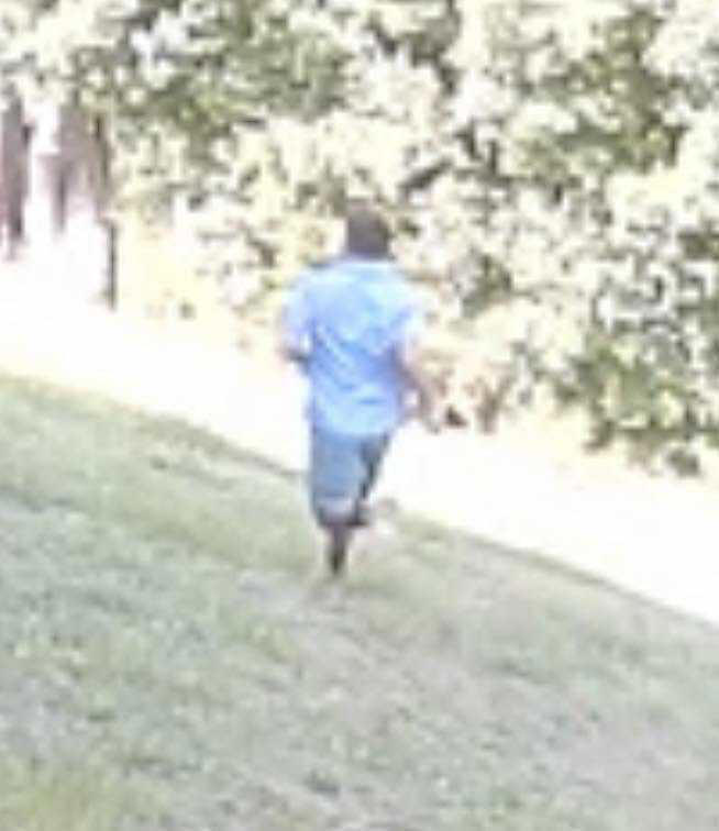 Wanted suspects: Video shows 2 men jump from van, run after police say ...