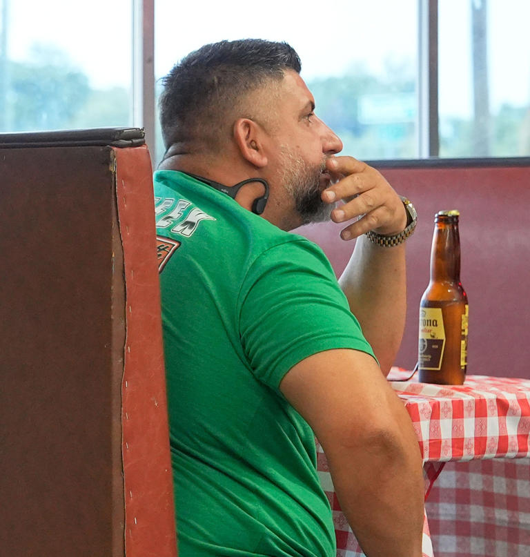 World Cup fans in DeLeon Springs enjoy opening match over tacos, beer