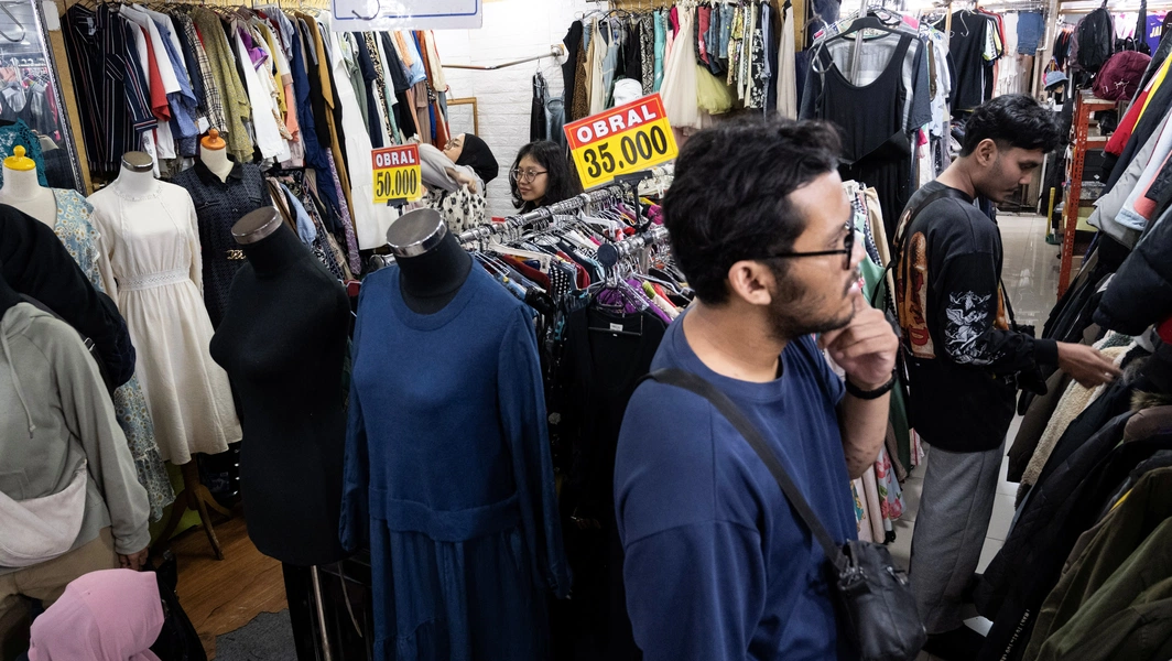 Smart strategies for efficient thrift shopping