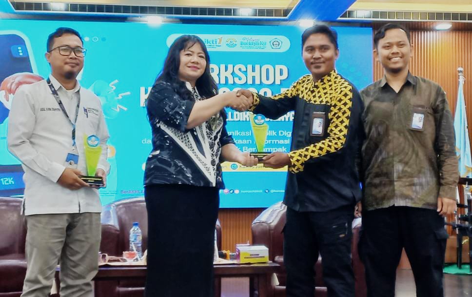 Dr. Herna Rinayanti Manurung: Best practice ekosistem komunikasi publik ...