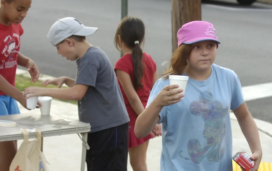 Kansas lemonade stand complaint sparks $280 first responder boost