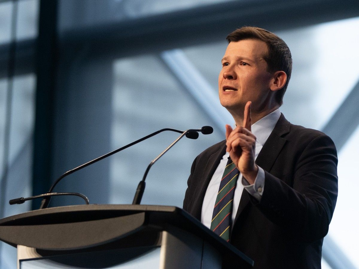 Mayor calls for lobbyist registry as investigation involving former and ...