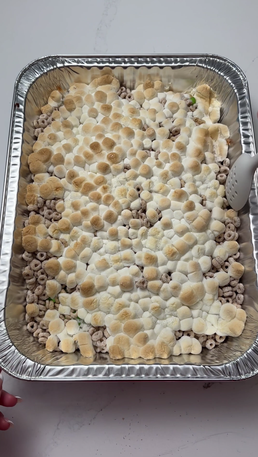 Perfect Cheerio Krispies bars with Peeps frosting