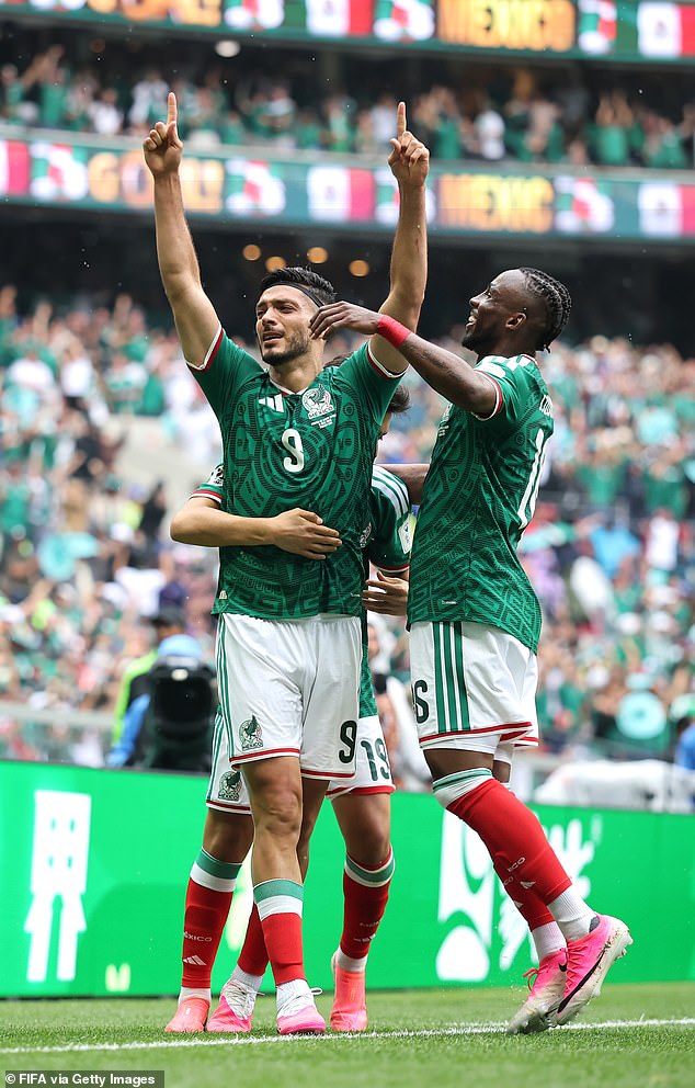 Aussie football fans share mixed reactions to FIFA World Cup opener as ...