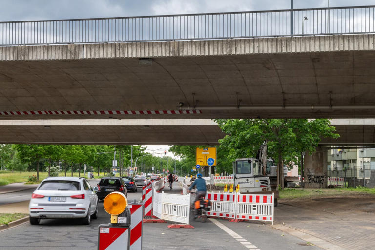Situation an Brücke Budapester Straße dramatisch: Weitere Spanndrähte ...