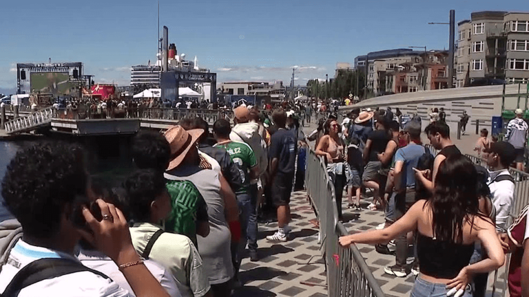 World Cup watch parties draw thousands across Seattle on opening day