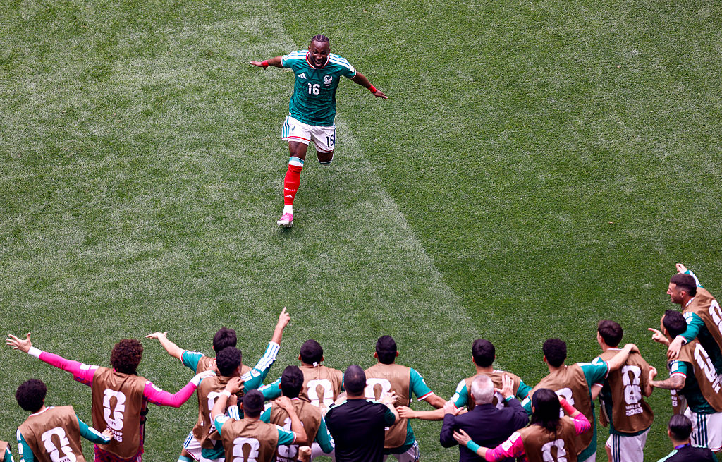 📸 We’ve got the first iconic image of the World Cup 🤩