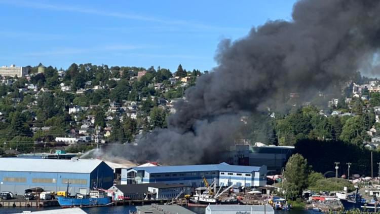 Over 100 firefighters battle large commercial warehouse fire in California
