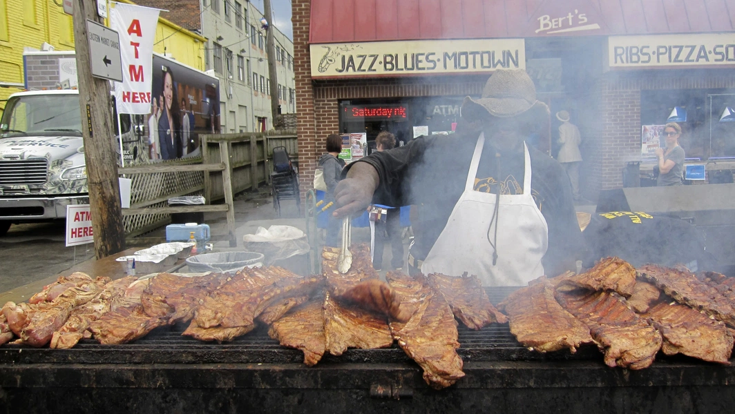 8 unique dining experiences across Michigan