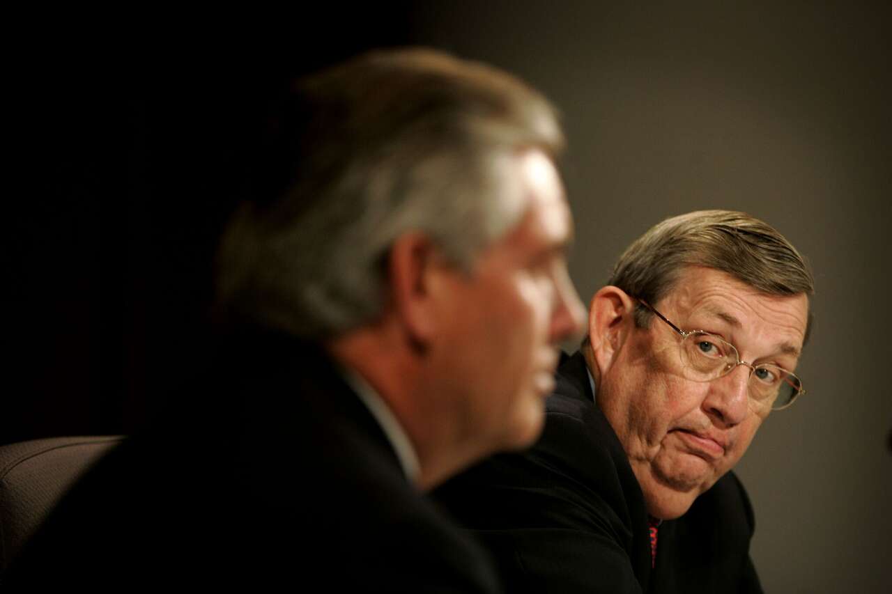 Dallas business titan and former ExxonMobil CEO Lee Raymond dies at 87