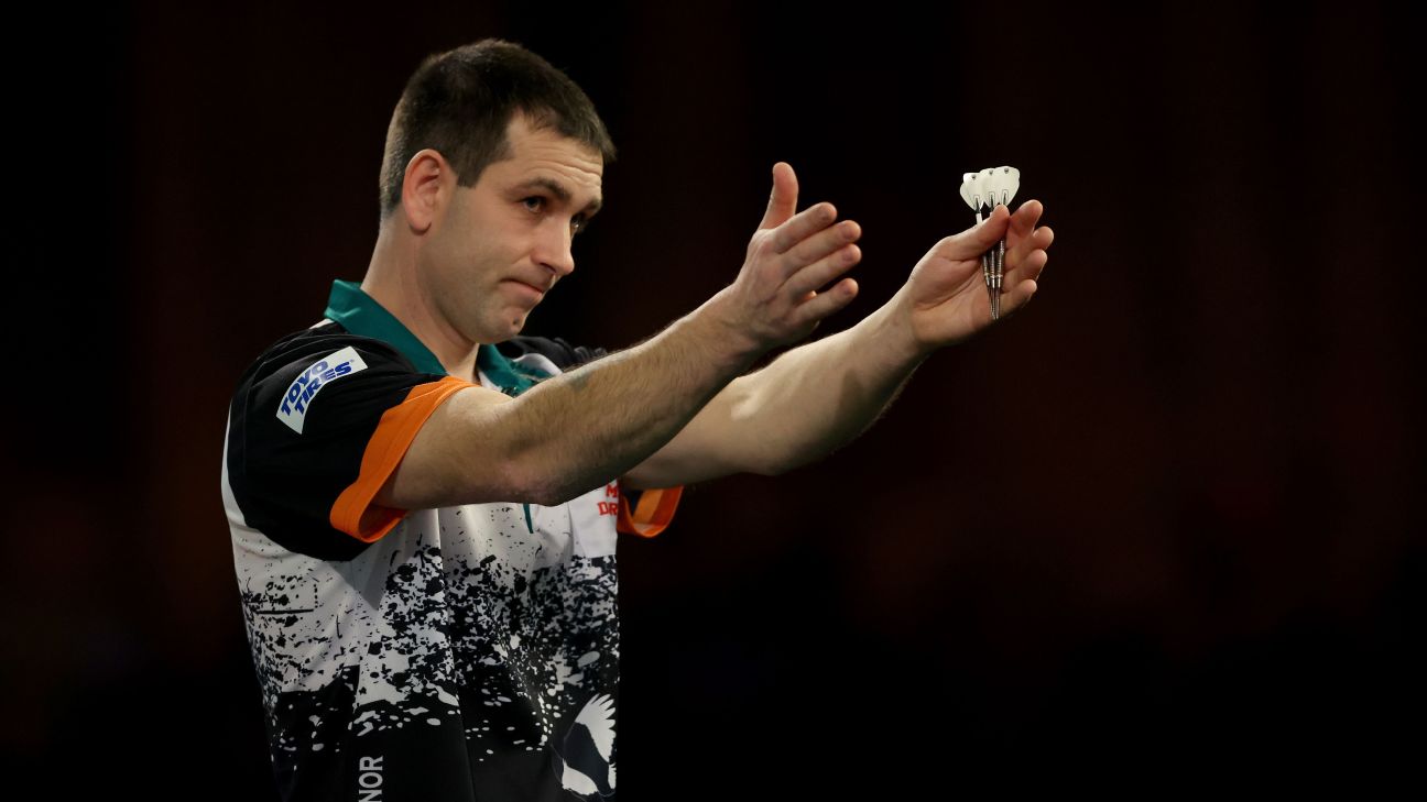 Darts World Cup: Ireland's William O'Connor says 'two guys from the pub ...
