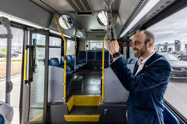 New STM shuttle will link Des Sources REM station and airport