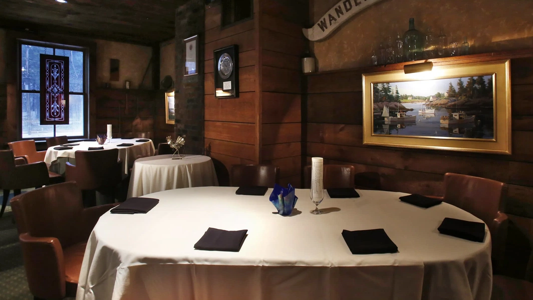 9 unique hole-in-the-wall restaurants across the US