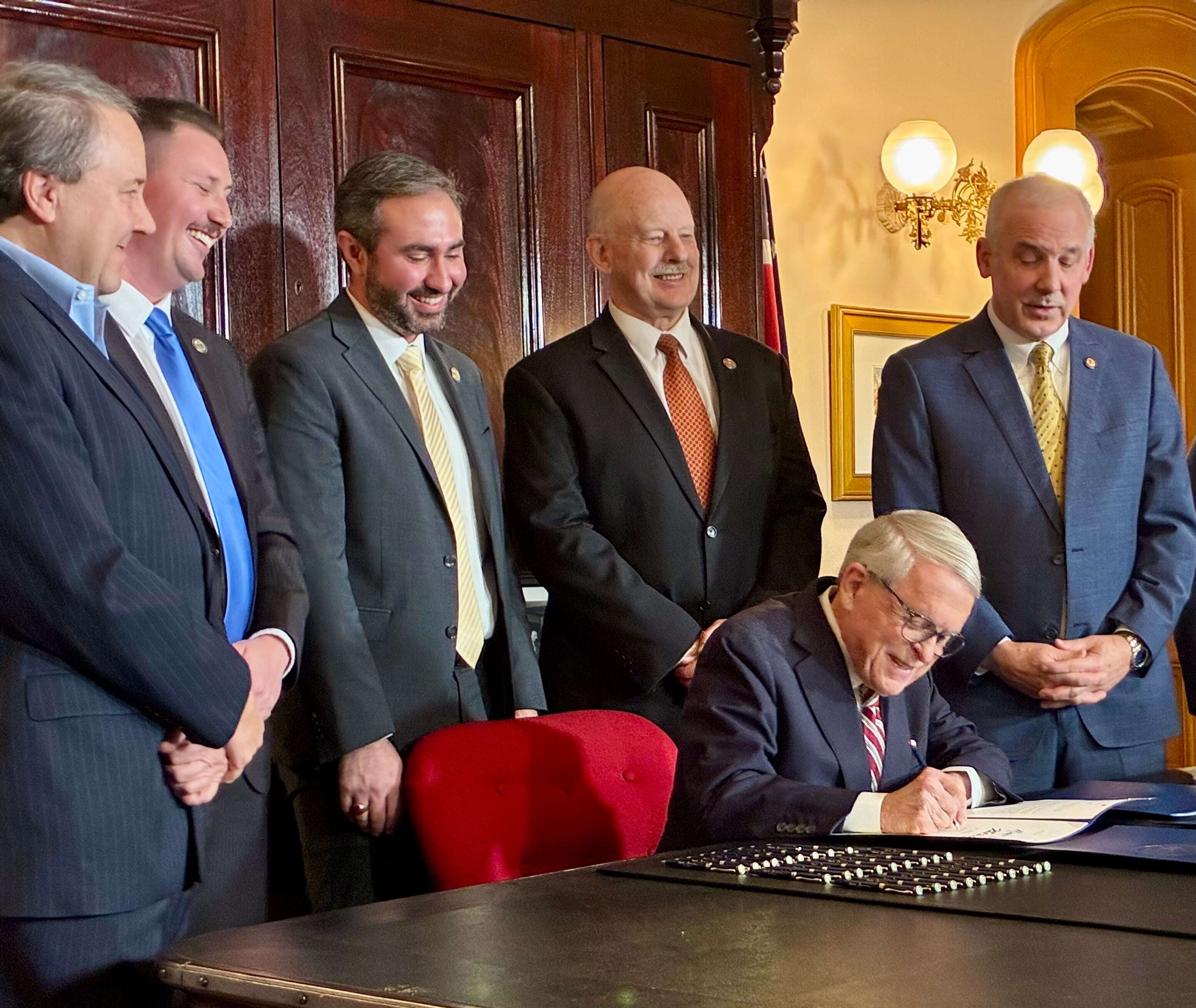 Ohio lawmakers approve $350 million in property tax relief for seniors