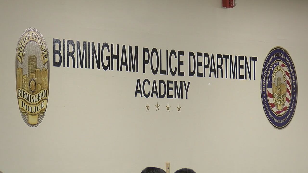 Birmingham police to hold recruitment expo, now accepting applications ...