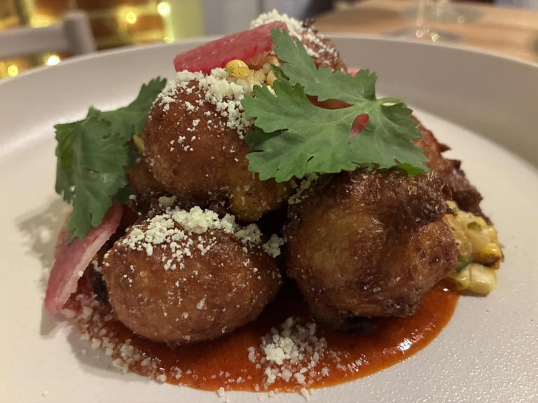 Restaurant report card: Mr. Fuji fails with 18; Hamp & Harry’s earns 100