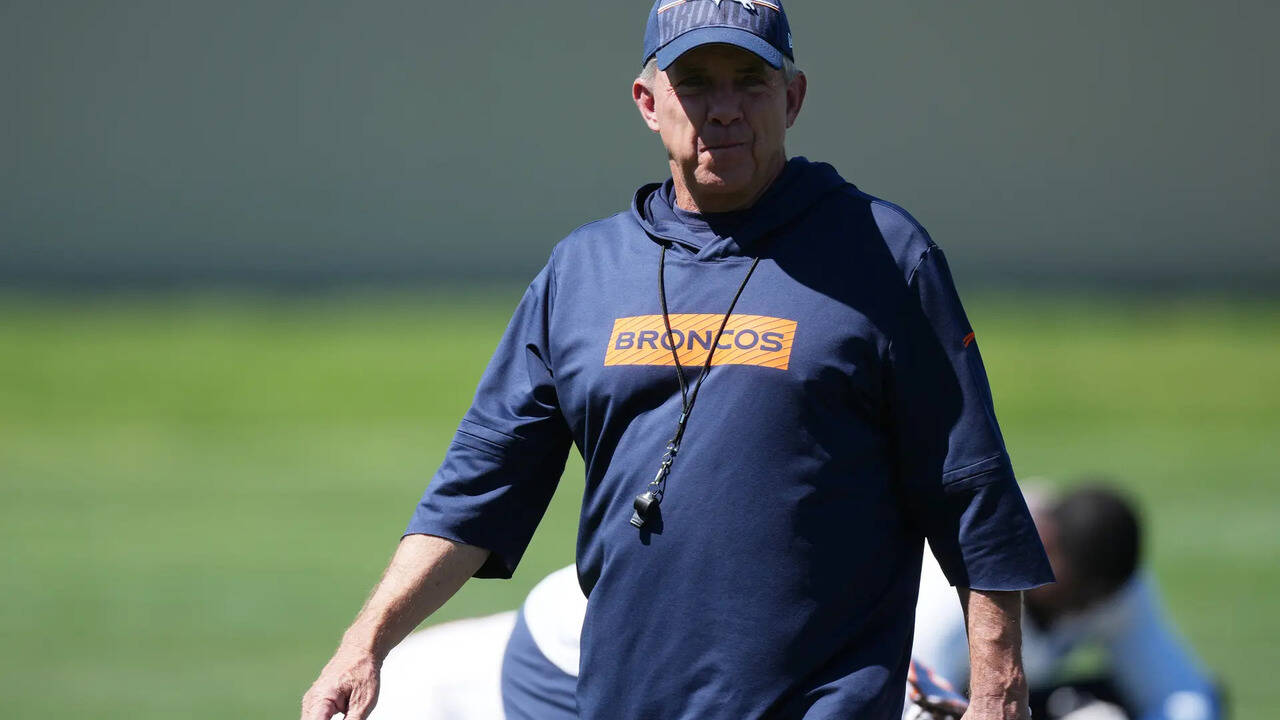 Broncos extend coach Sean Payton's contract through 2030