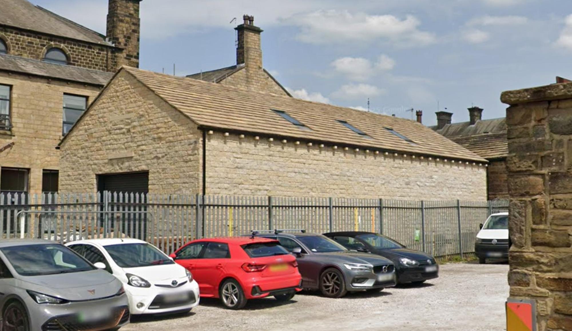 Vacant Keighley commercial building to be converted into four flats