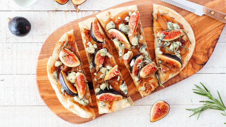 12 best fruits to put on pizza that aren't pineapple