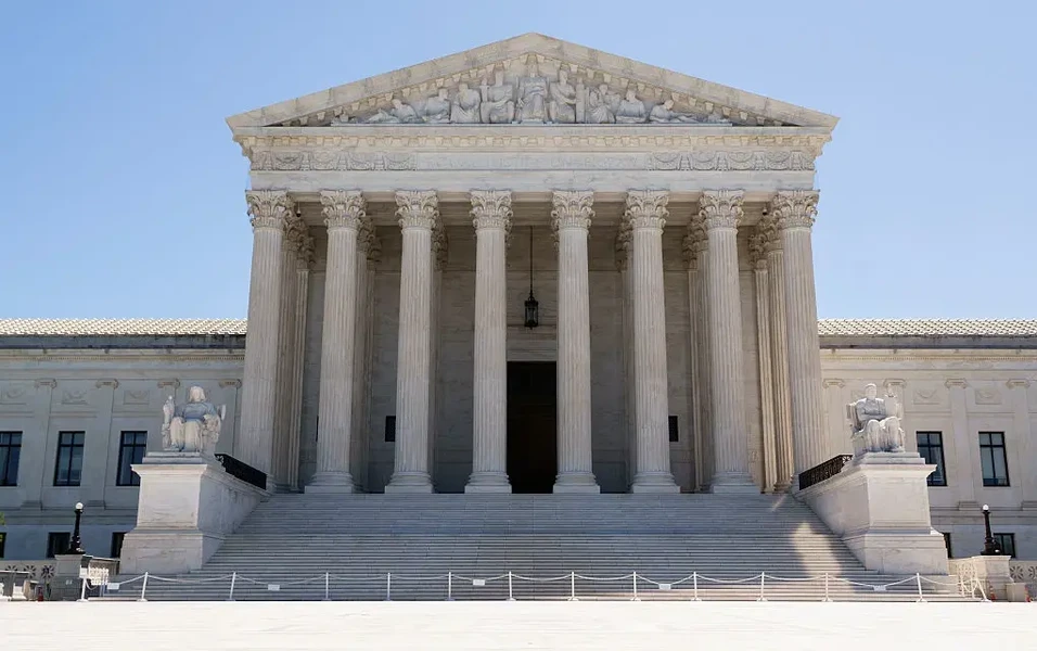 House panel advances bid to cap Supreme Court at nine justices
