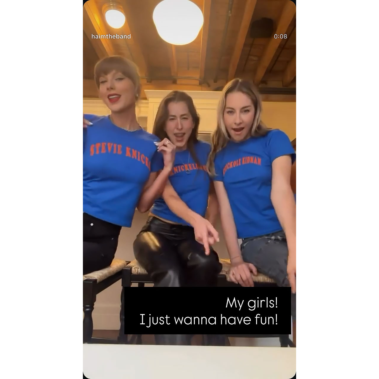 Nicole Kidman reacts to Taylor Swift and the Haim sisters' Knicks shirts