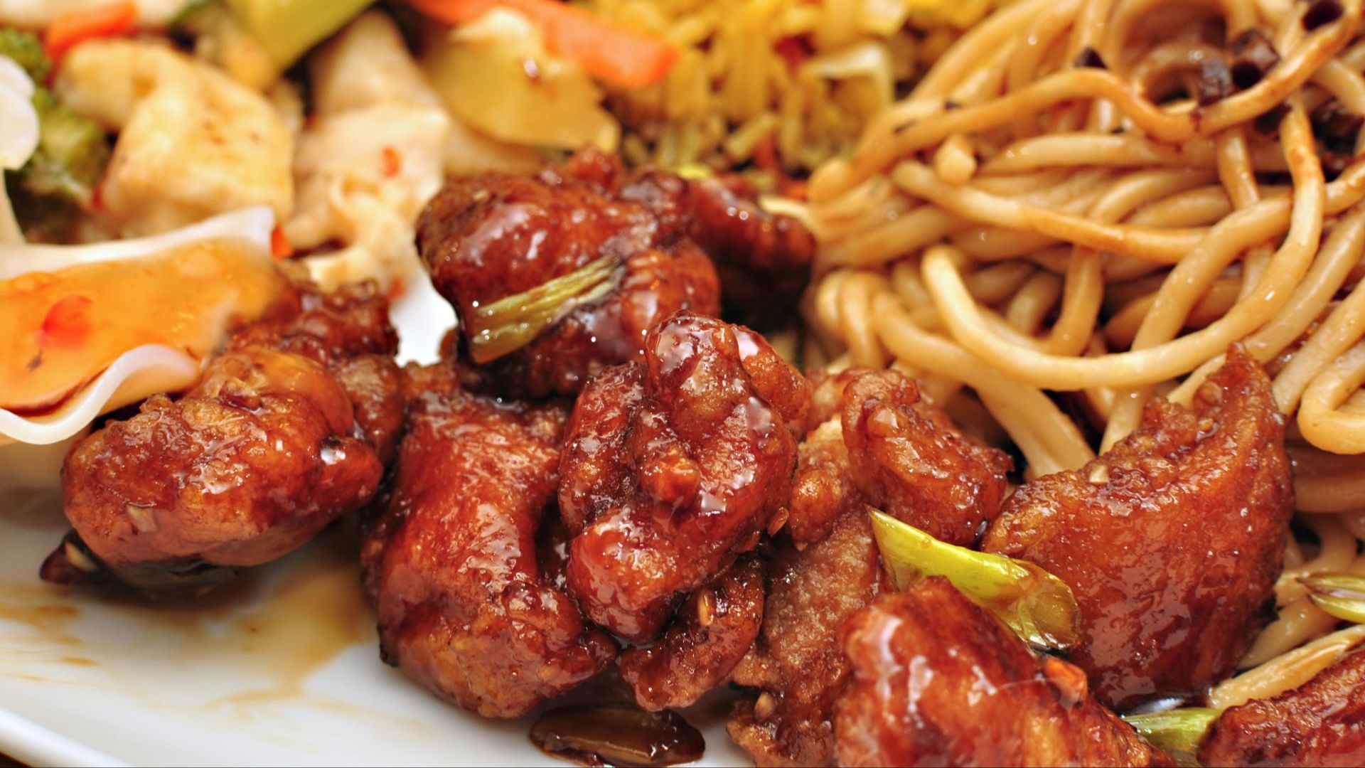 20 Chinese dishes Americans love that have clearly been westernized
