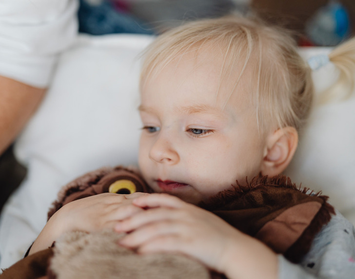 11 moments that prove quiet compassion survives even when work gets cruel