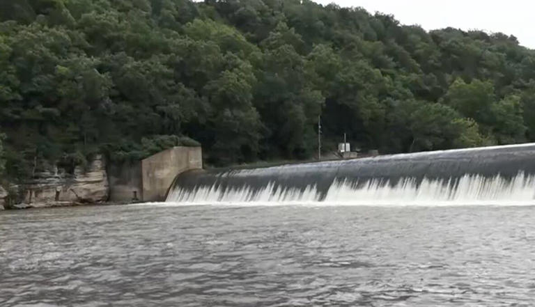 Lebanon, Mo., man drowns in Niangua River low-head dam