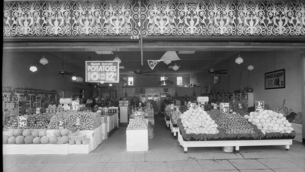 13 vintage grocery store moments through the decades
