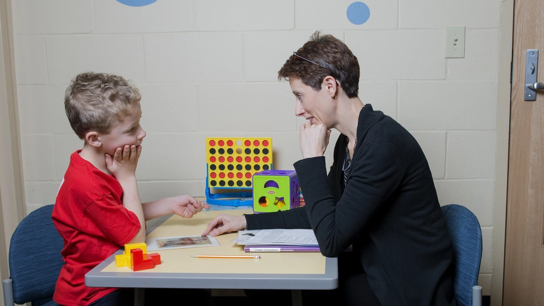 Experts outline 3-point checklist for spotting kids' mental health needs
