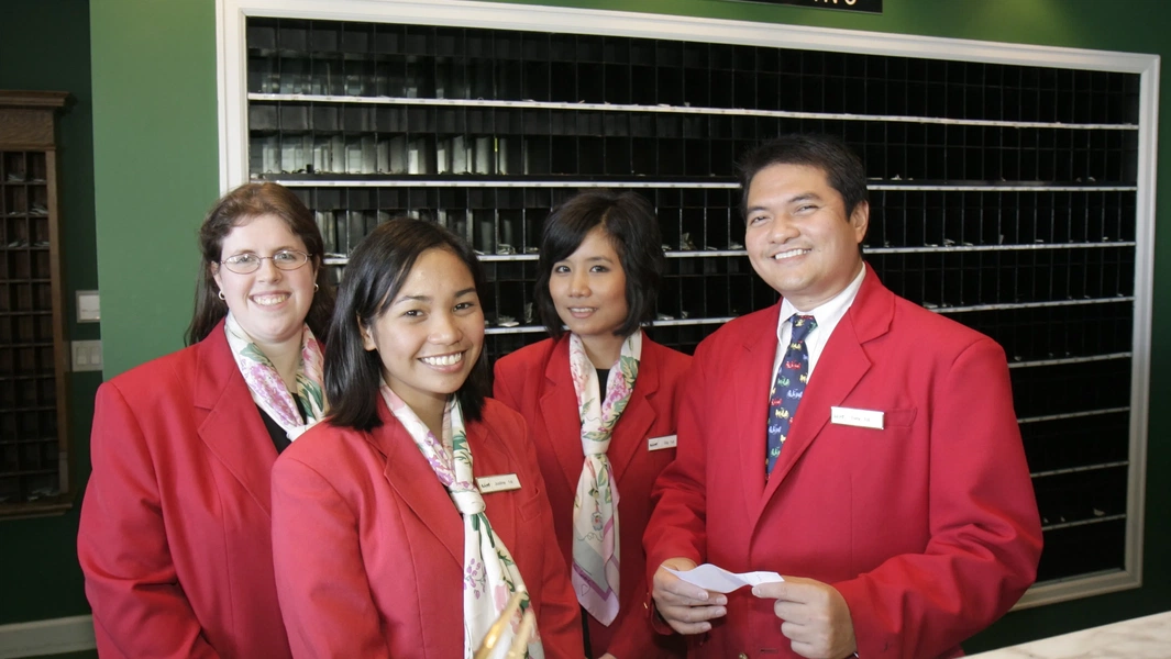 19 guest habits hotel staff notice and remember