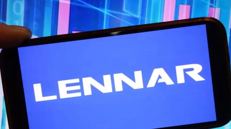 LEN stock falls after-hours on earnings miss — Lennar moderates full ...