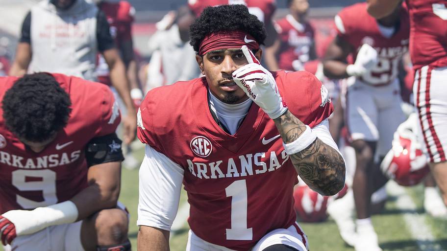 Former SEC QB sends strong warning about Arkansas under Ryan Silverfield