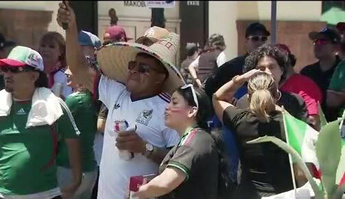 Lynwood's Plaza Mexico businesses boom as World Cup watch party draws ...