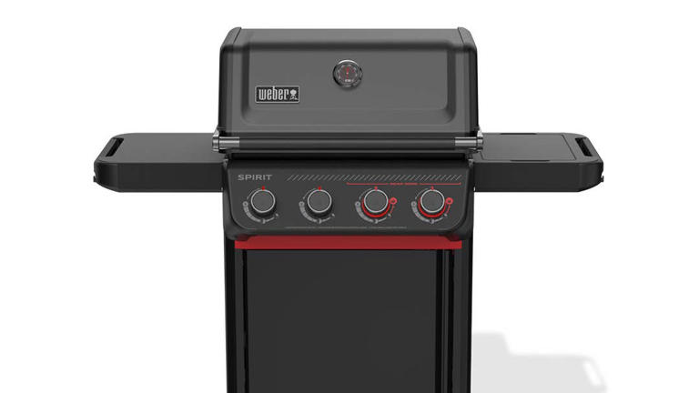 Consistent heat and app-connected precision make Weber Spirit EX-425C ...