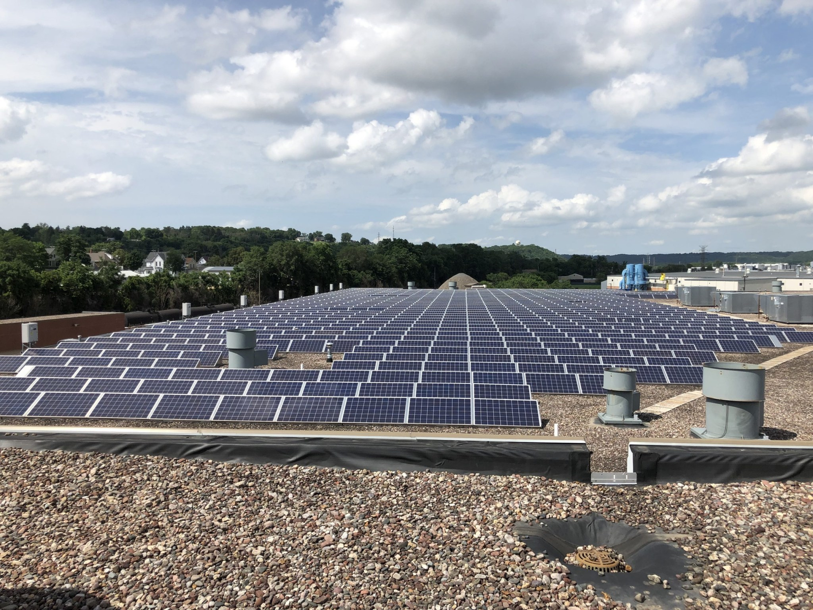 Solar’s shifting horizon policy changes challenge American farmers