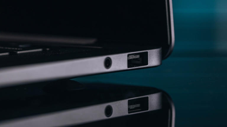 Samsung Galaxy Book6 Pro